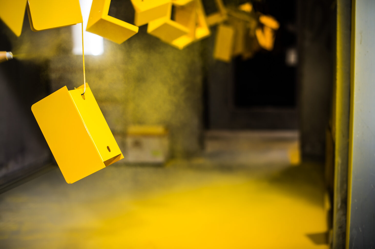 How Powder Coating Works: The Science Behind It - coatingAI